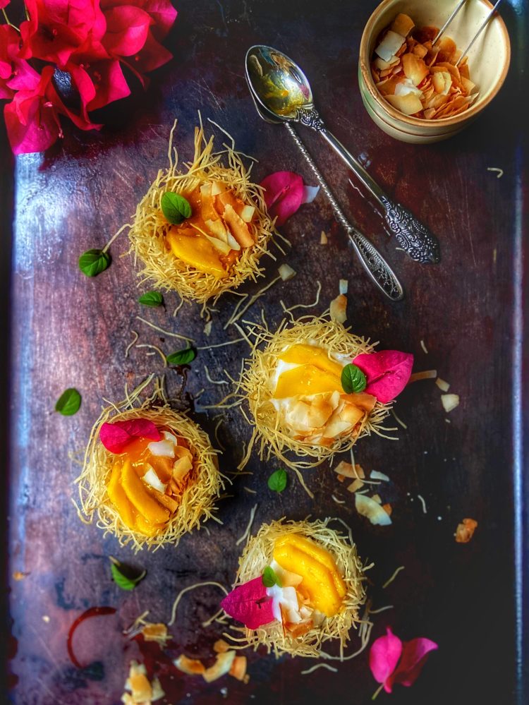 Kunafa Seyami (Vegan Kataifi with coconut pudding & Mango)